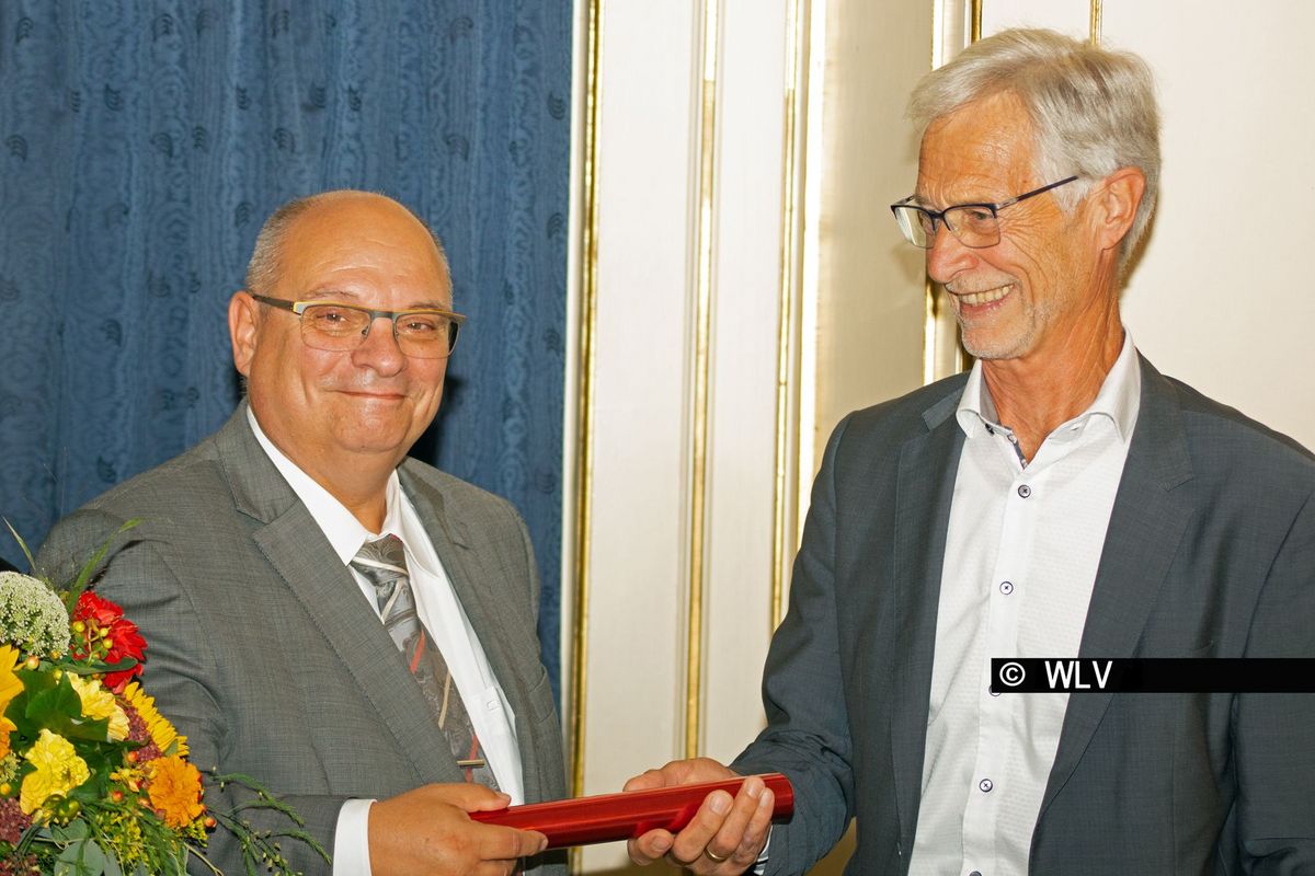 Württembergischer Leichtathletik-Verband e.V.: Schneider für Scholz ...